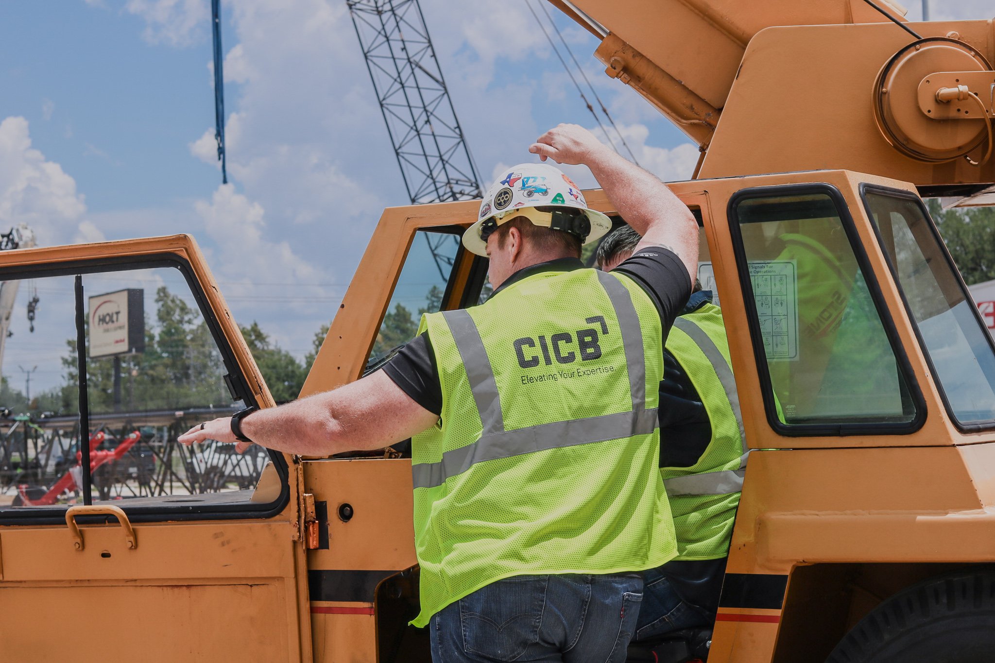 Tailored Crane Operator Training for Your Team | CICB